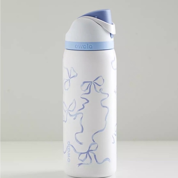 owala | Dining | Owala Bows Uo White And Blue Water Bottle New With ...